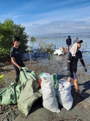 51 One Child, One Tree Volunteers Launch Successful Clean-up Drive ...